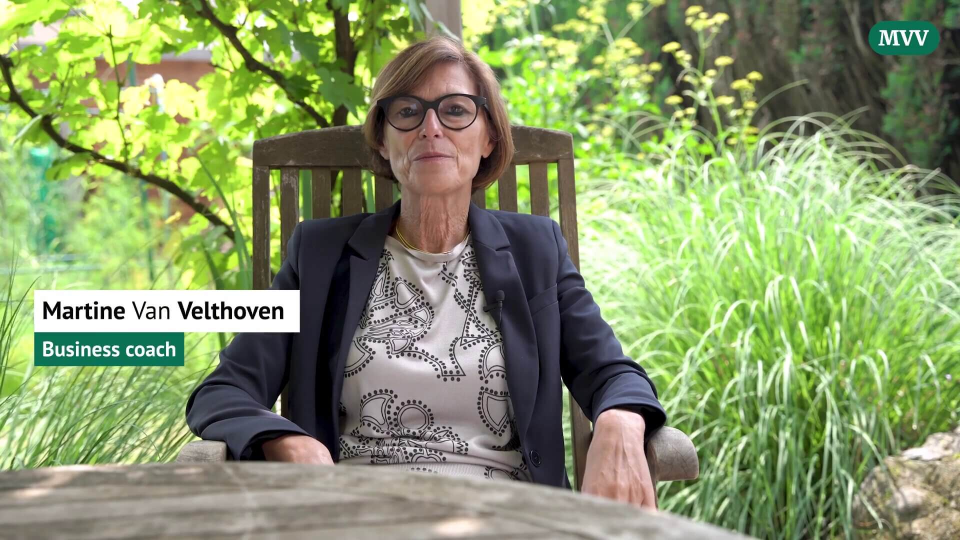 Lees de recenties van Martine Van Velthoven - ESKIDOOS